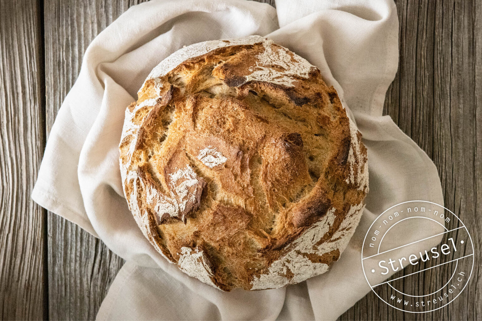 Rustikales Ruchbrot mit Übernachtgare – Rezept von Streusel