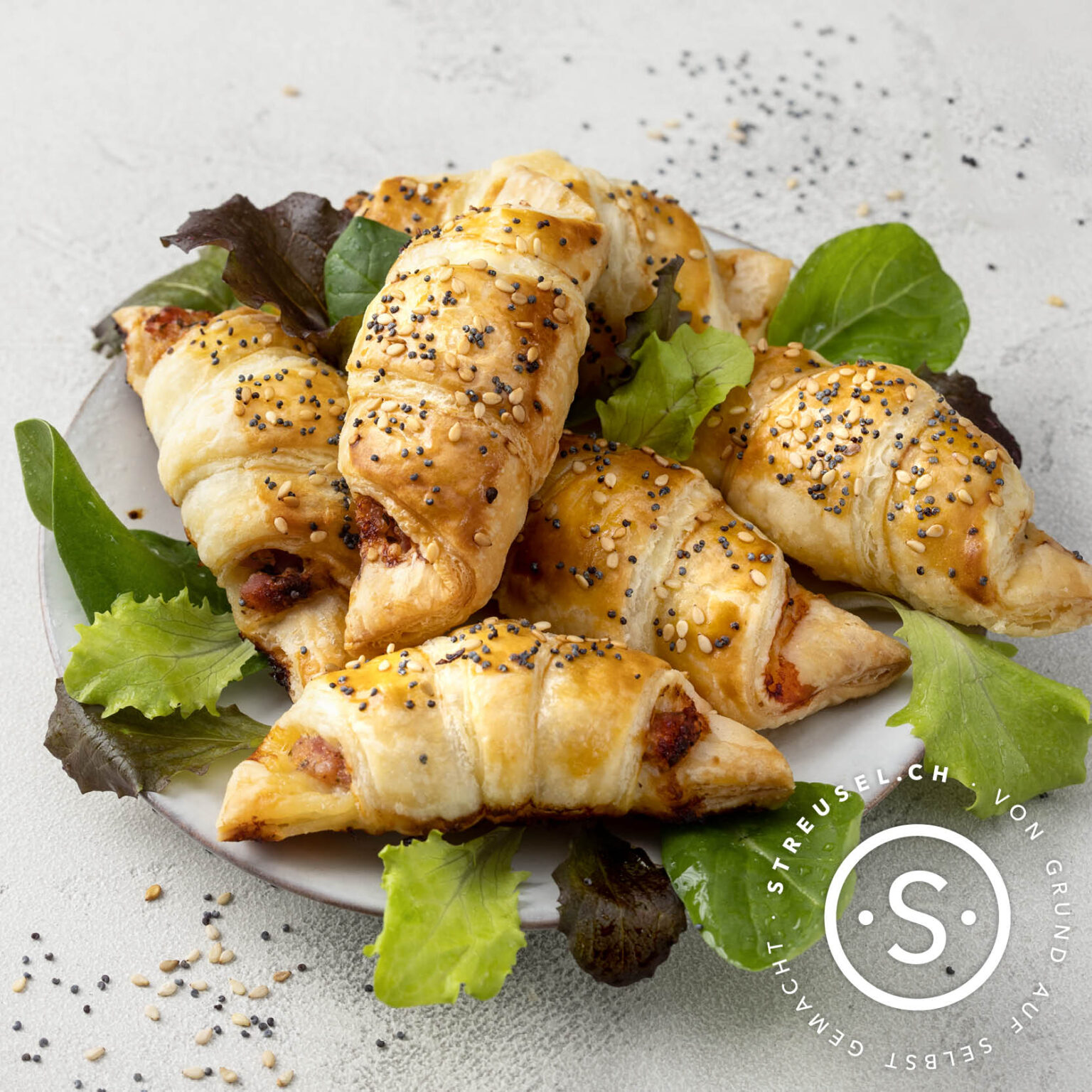 Schweizer Gipfeli / Schweizer Croissants – Rezept von Streusel