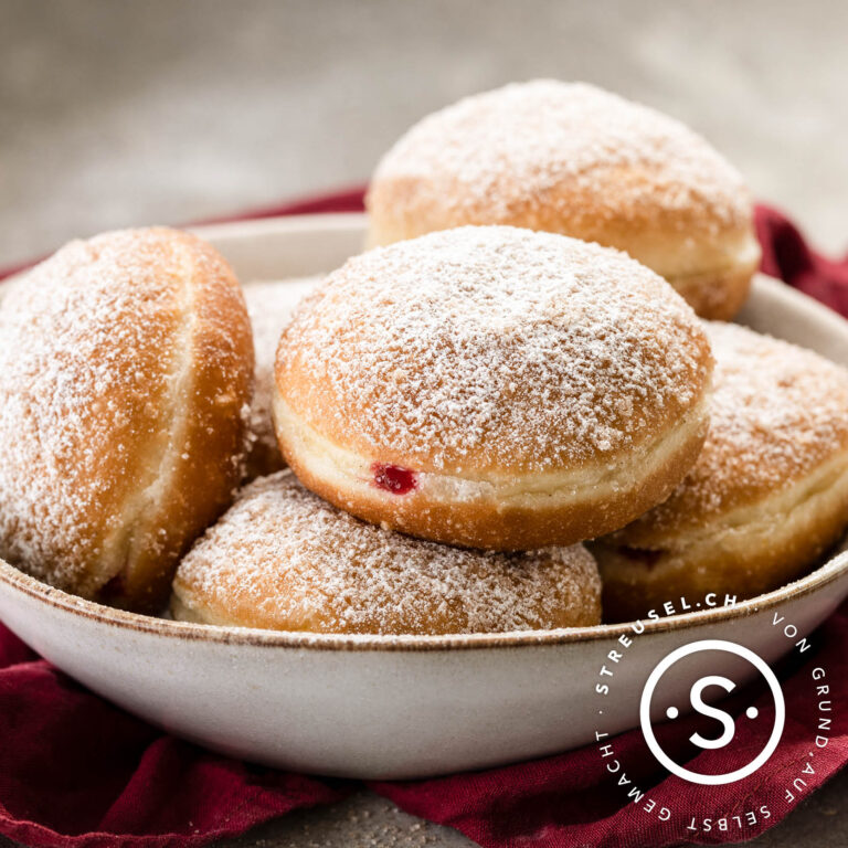 Schweizer Semmeln (Semmeli) – Rezept von Streusel